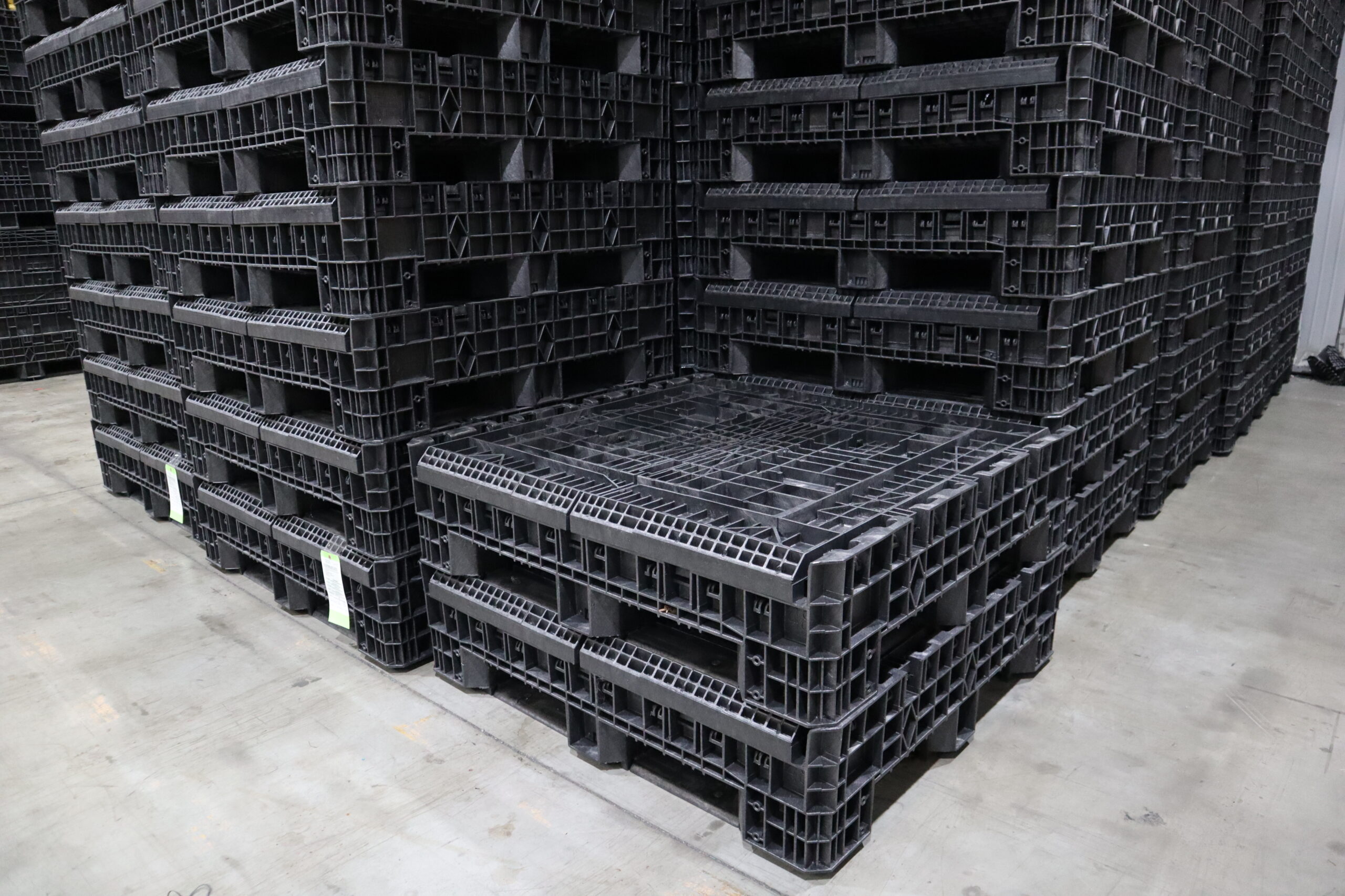 Plastic Bulk Containers—New, Used & Ready to Ship | Extera